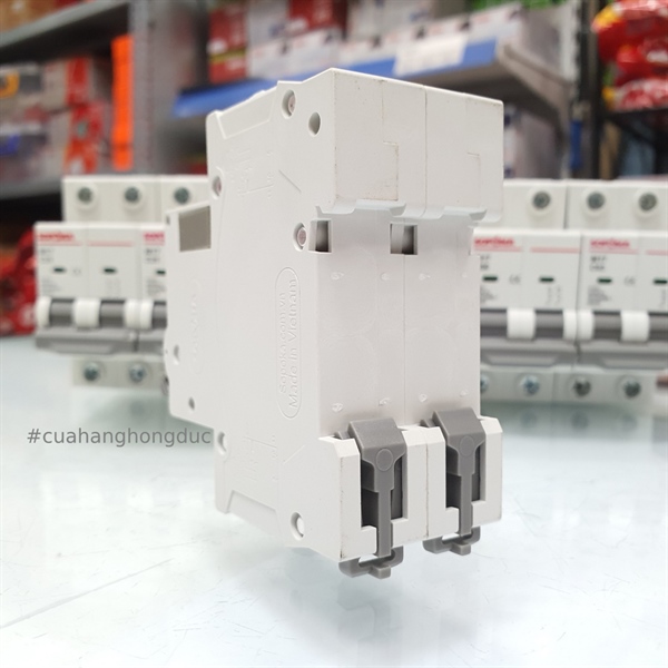 Aptomat 2 pha MCB 2P M17 Sopoka